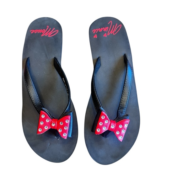 Disney | Shoes | Disney Minnie Platform Wedge Thong Sandal 9 | Poshmark